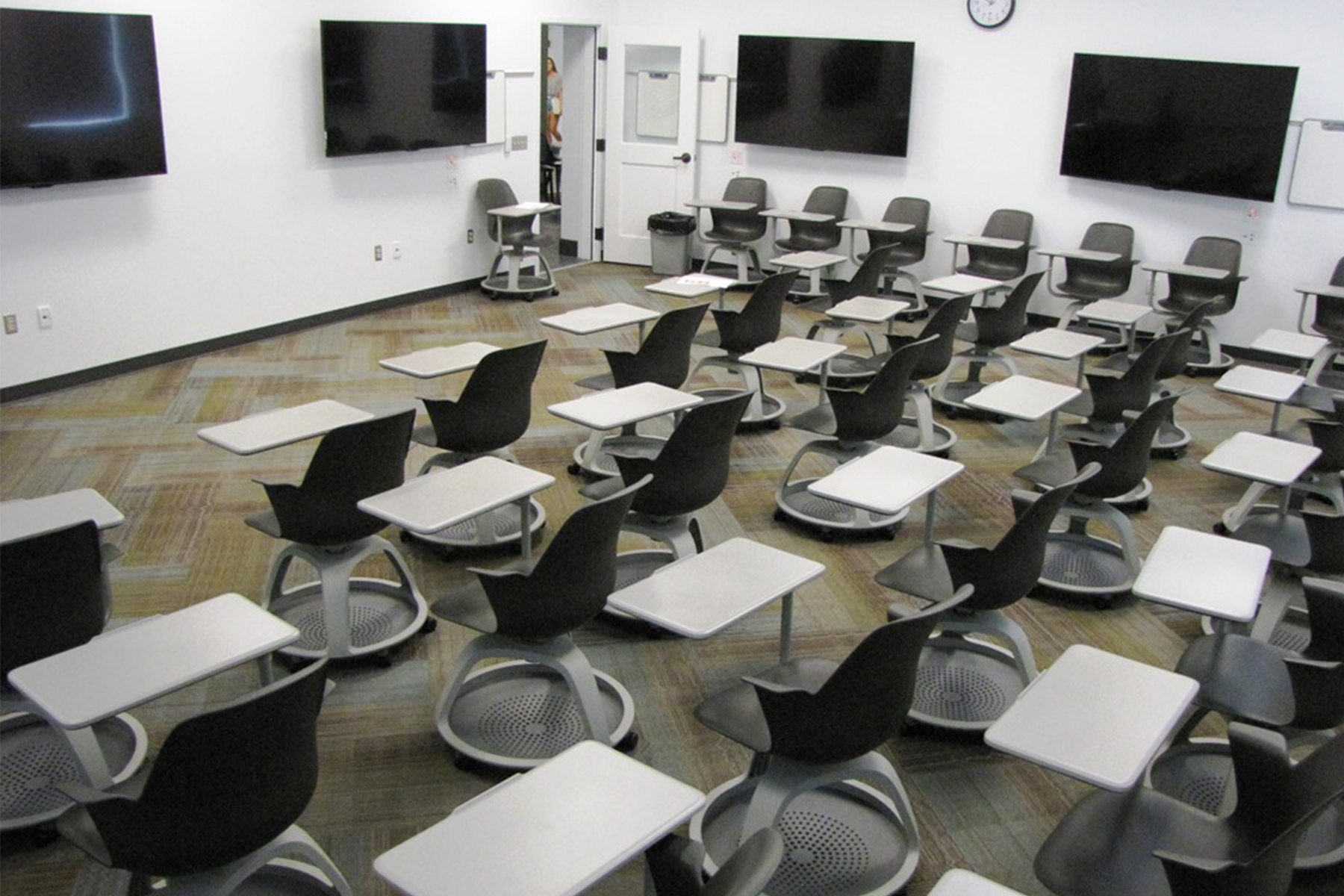Traditional Lecture (LEC) Classrooms